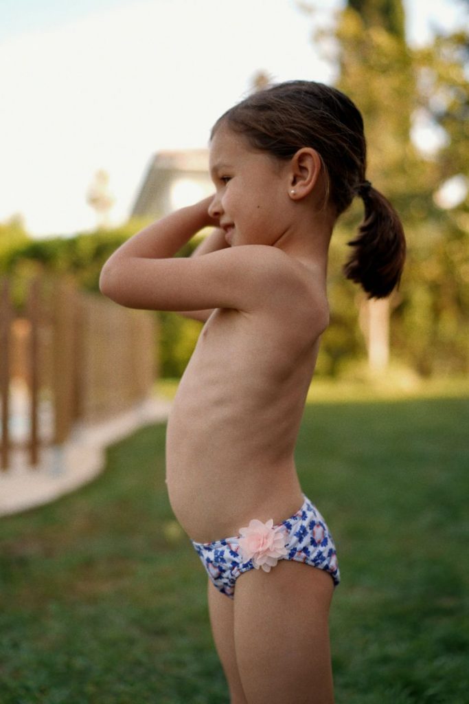 Braguita Niña Lena Bañadores De Diseño España Laida
